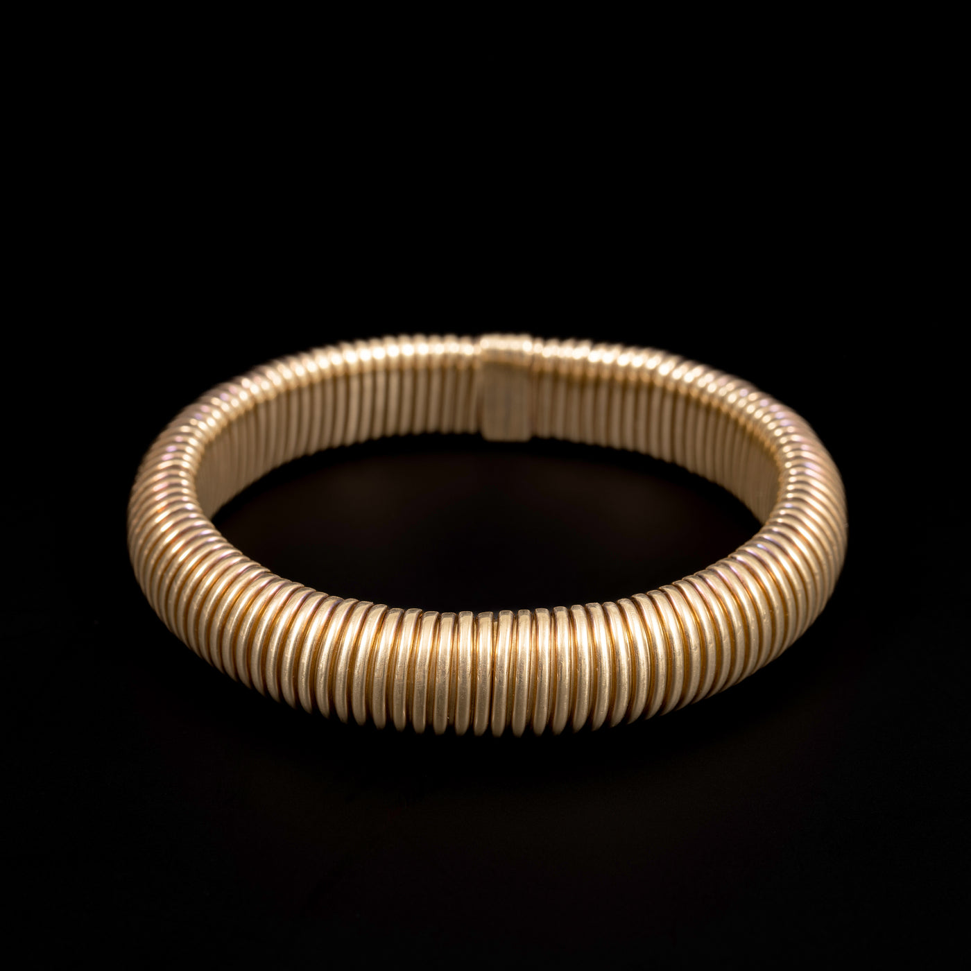 A 14k gold tubogas bracelet H.J. Tap Den Haag Bracelets Dekker Antiquairs Amsterdam